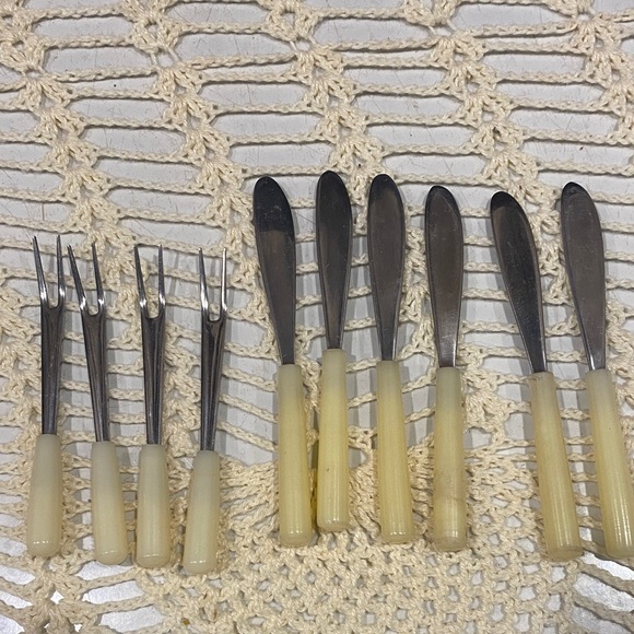 Dining | Vintage Hor Doeuvre Appetizer Forks And Spreader Knives ...